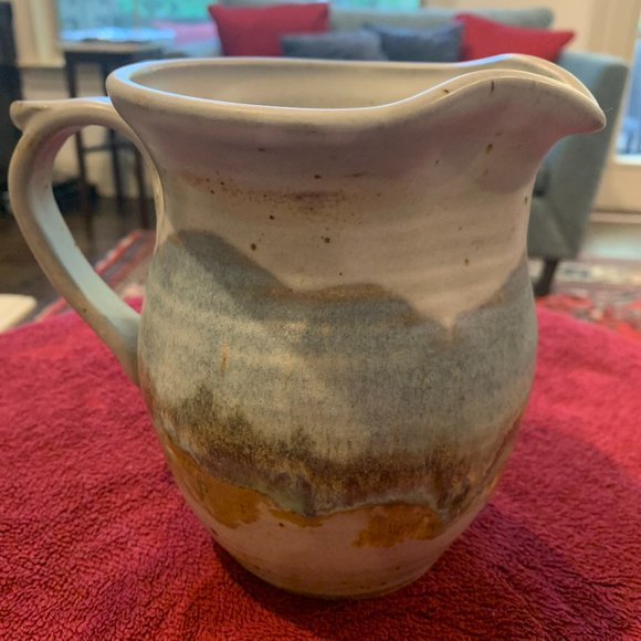 Pat Lester | Kitchen | Vtg Studio Pottery Stoneware Pitcher With Handle ...